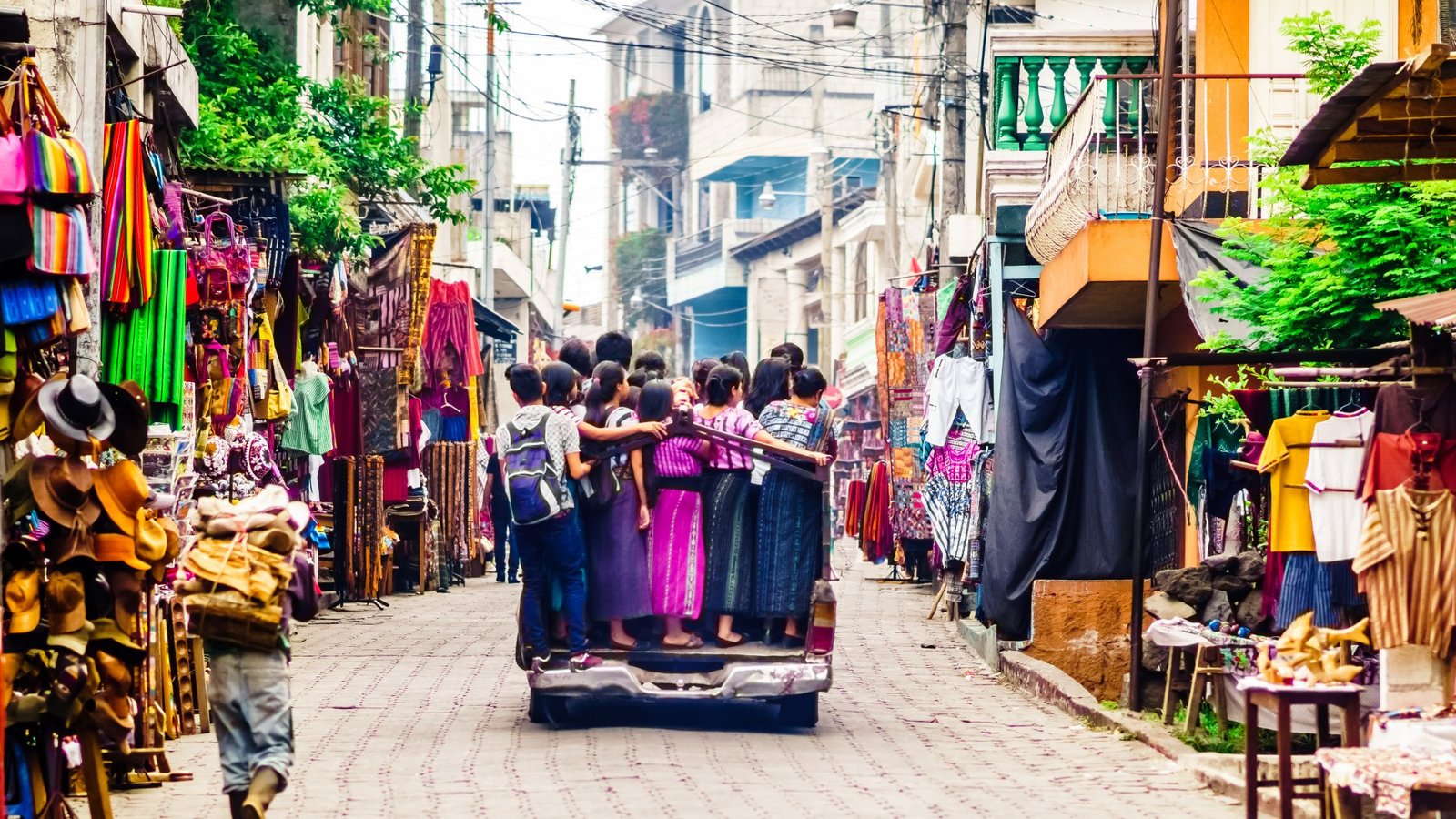 The biggest and most famous markets to visit in Guatemala