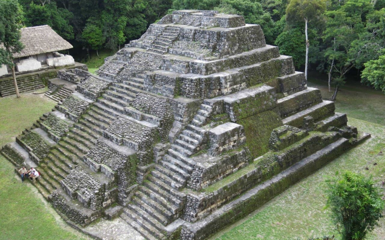 Guatemala Landmarks and regions to visit | What is Guatemala known for?